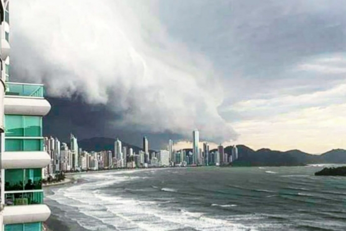 Ciclone extratropical mantém ventos fortes e instabilidade em SC nesta ...